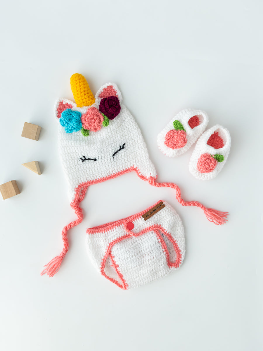 Unicorn Diaper Cover, Cap & Booties- White & Pink – The Original Knit
